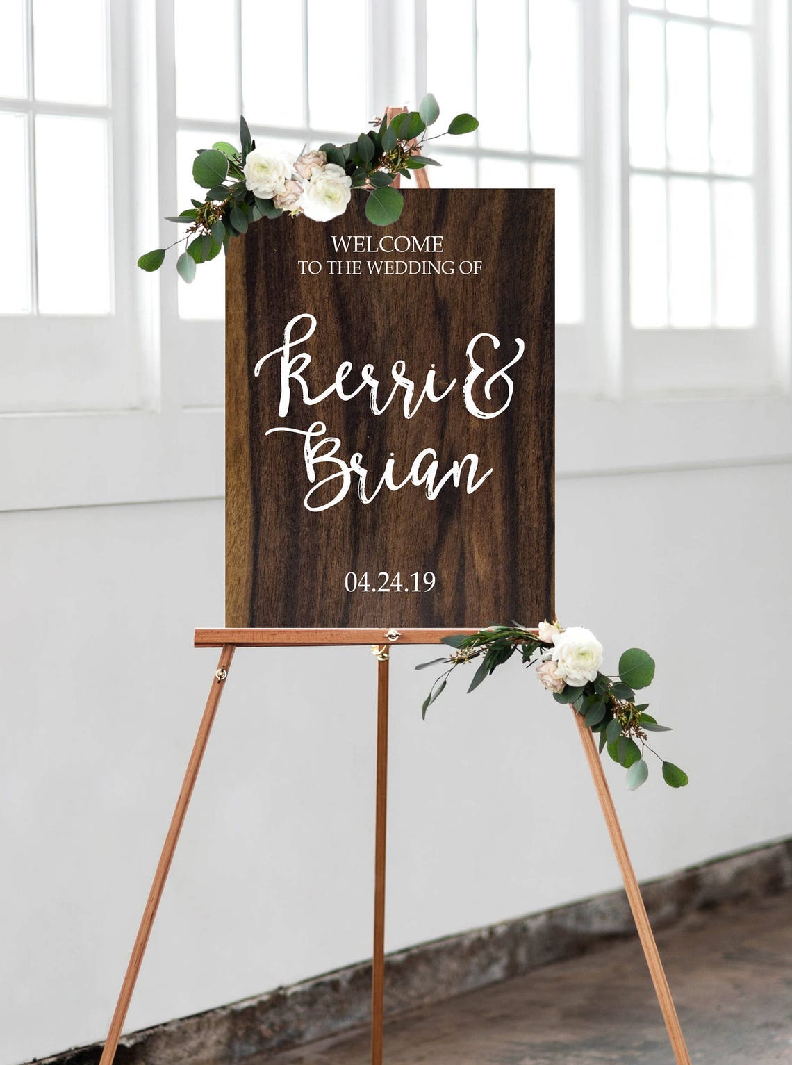 Wedding Welcome Sign with Personalized Names on Wood or Mod | Etsy