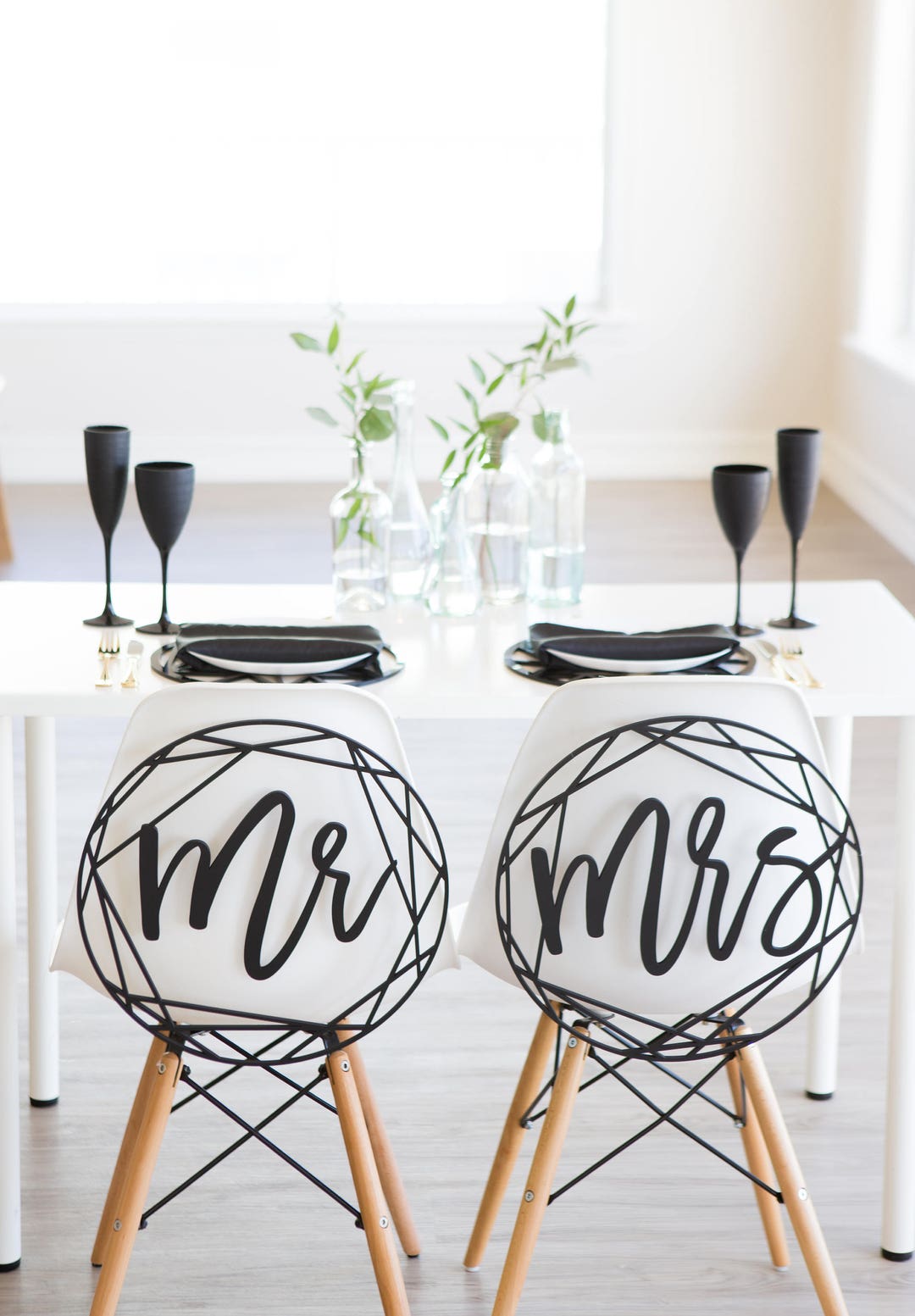 Modern Wedding Chair Signs Geometric Style for Bride and Groom Wedding ...