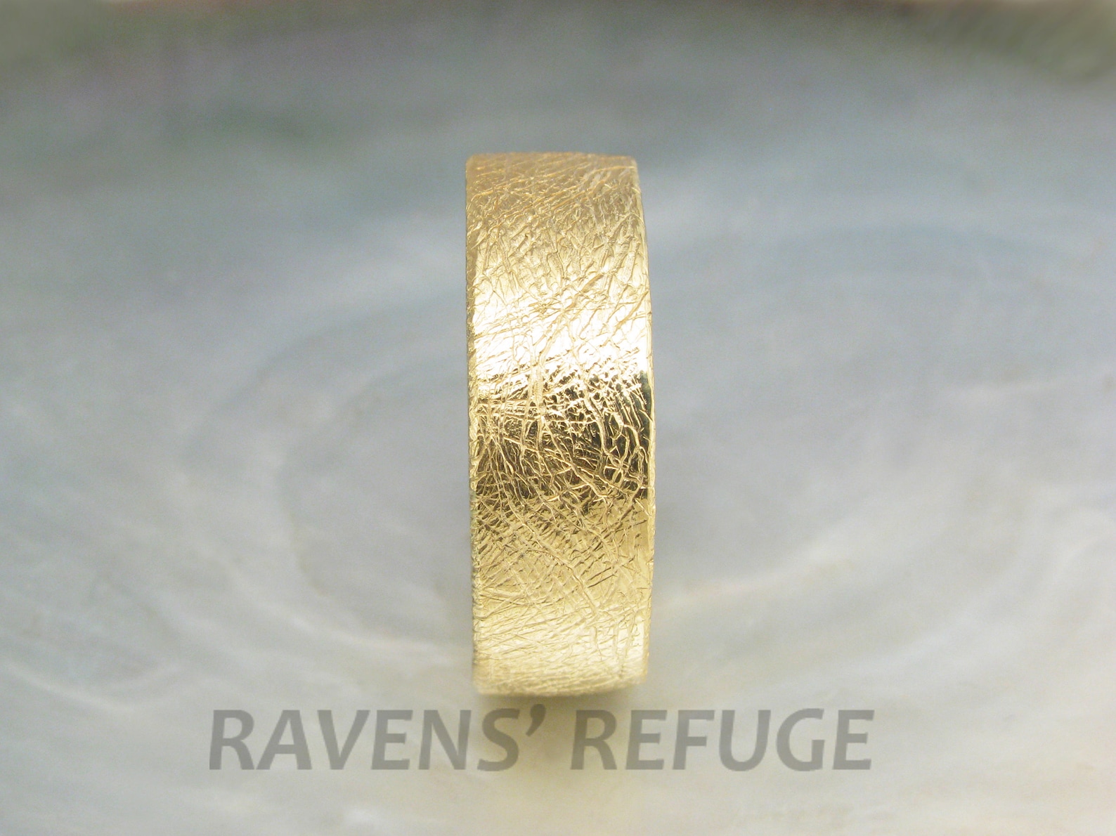 Textured Gold Band Thick 18k Wedding Band for Men or Women - Etsy