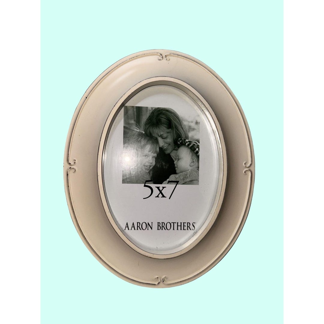 Aaron Brothers Oval Cream 5x7 Photo Frame With Stand Vanity Hang ...