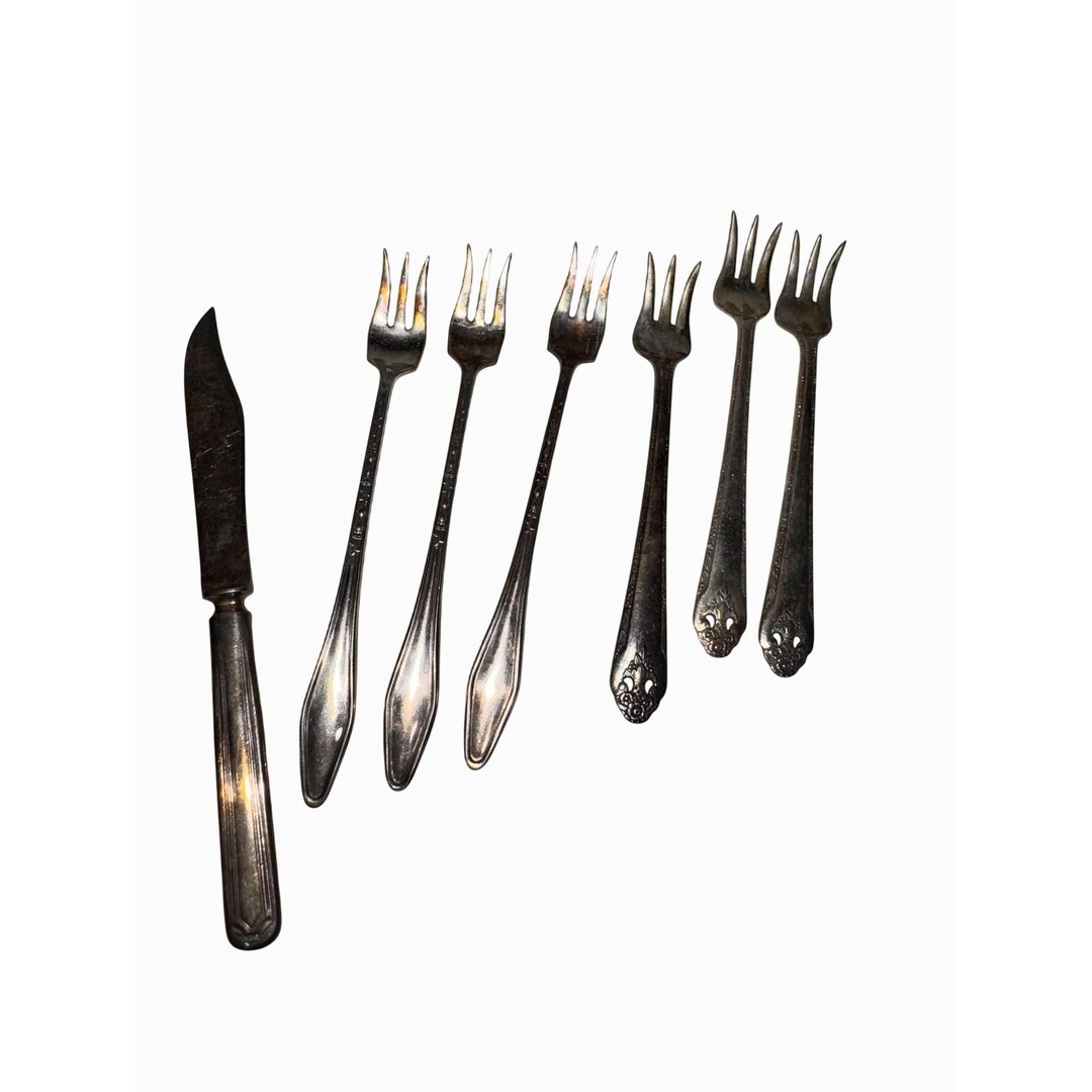 Vintage Holmes & Edwards Stratford Silver Special Seafood Forks Butter ...