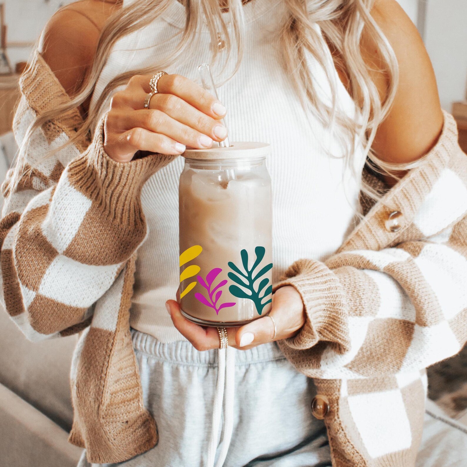 Aesthetic Leaf Sipper Glass - Glass Cup With Lid and Straw, Retro Glass ...