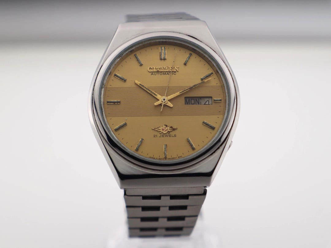 Rare Authentic Vintage Citizen Automatic 8200A Day - Date Men's Wrist ...