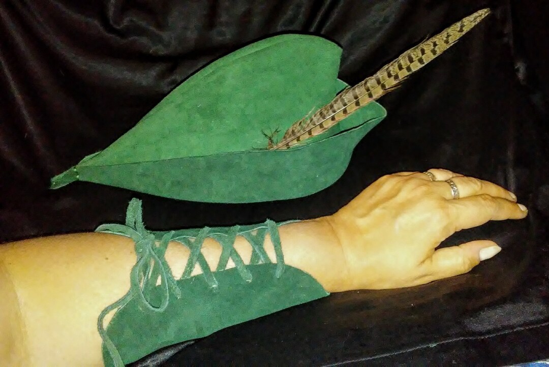 Child's Robin Hood Hat, Wrist Guards Hunter Green Suede - Etsy