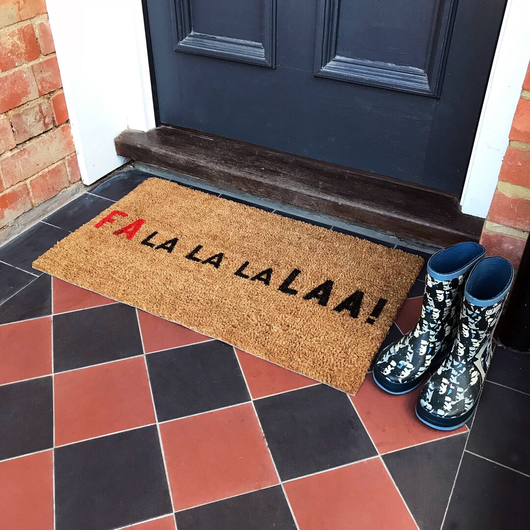 Fa La La La Laa Festive Christmas Doormat - Family Gift, Christmas Gift ...