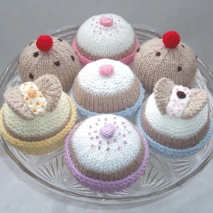Knitted Cakes Knitting Pattern - PDF Knitting Pattern for Cupcakes ...