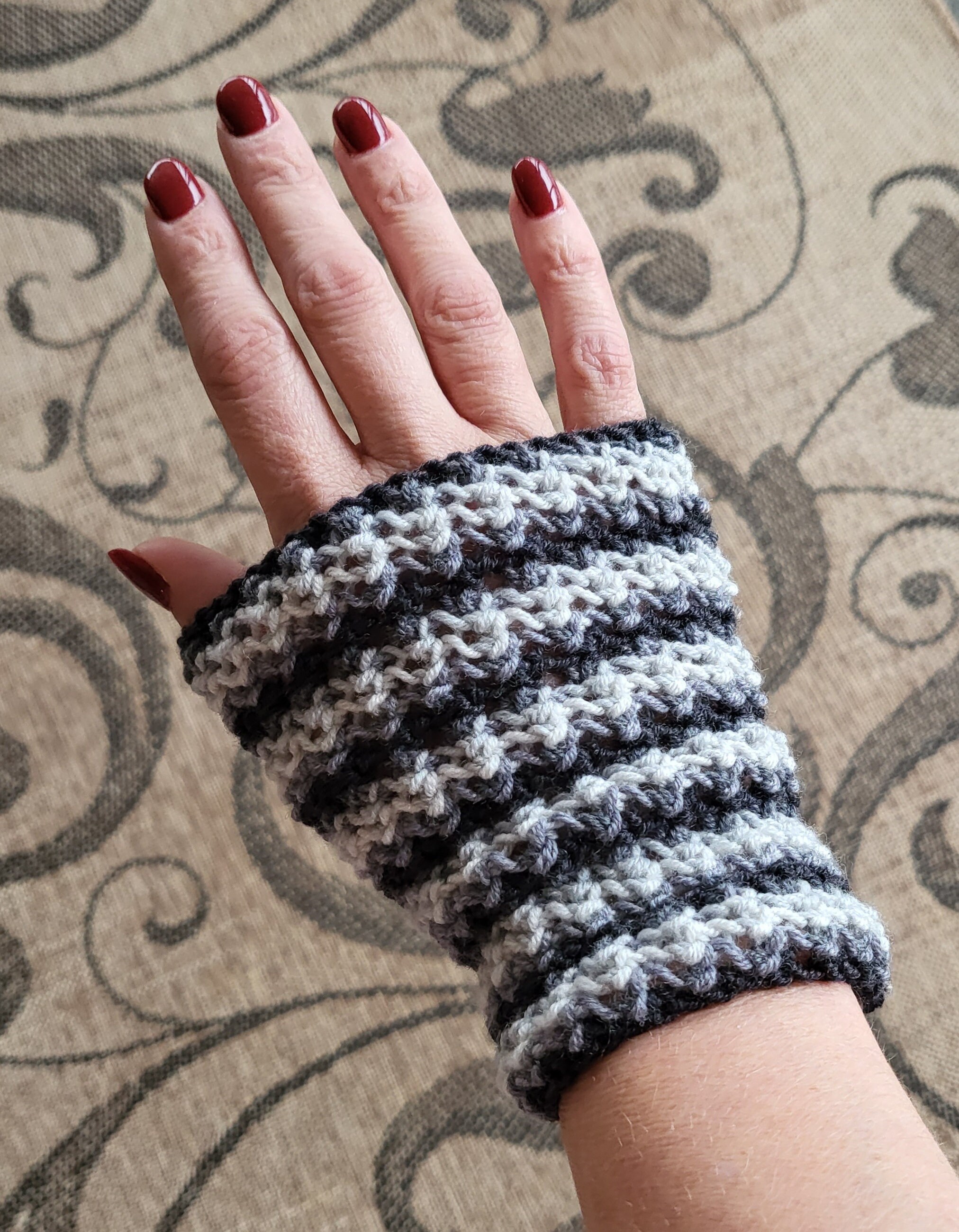 Victorian Open Knit Cuffs 1844 KNITTING PATTERN - Etsy