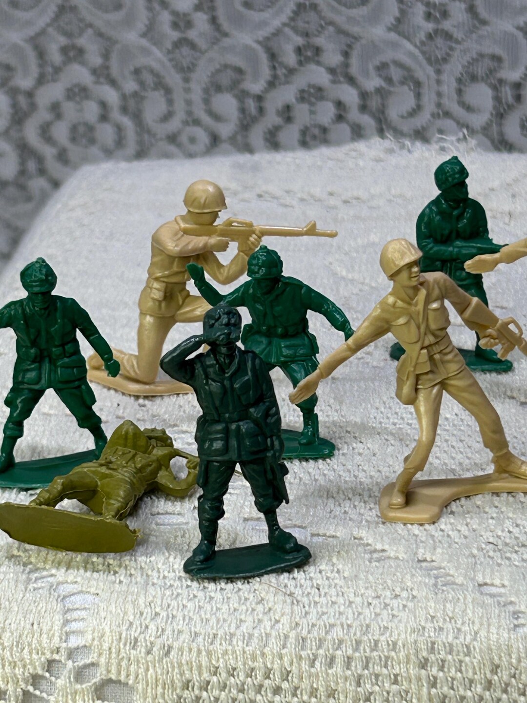 Random Army Guys / Plastic Army Guys / Vintage Army Guys / Vintage Toys ...