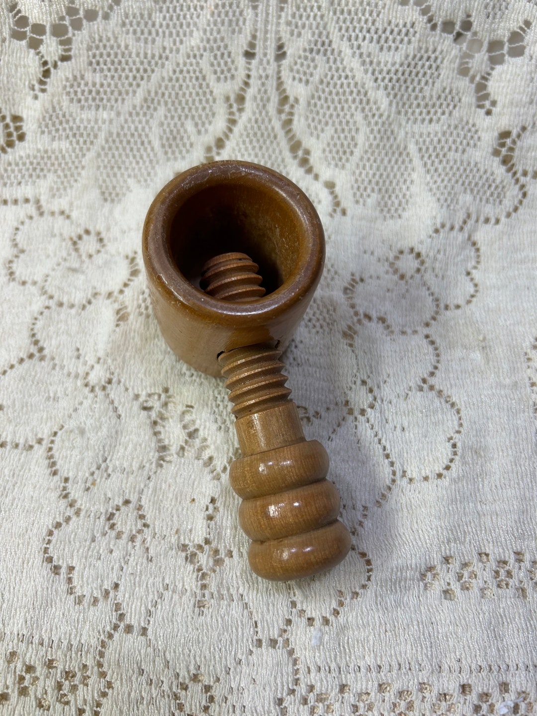 Pipe Style Nutcracker, Wooden Old Screw Primitive Nutcracker, Screw ...