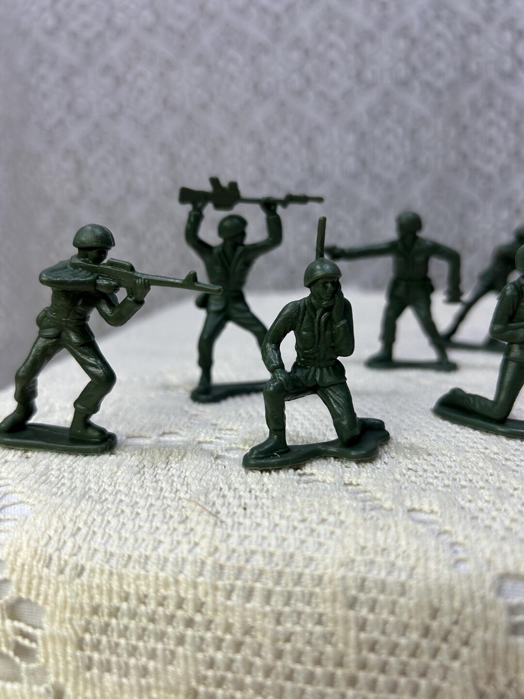 Green Army Guys / Plastic Army Guys / Vintage Army Guys / Vintage Toys ...