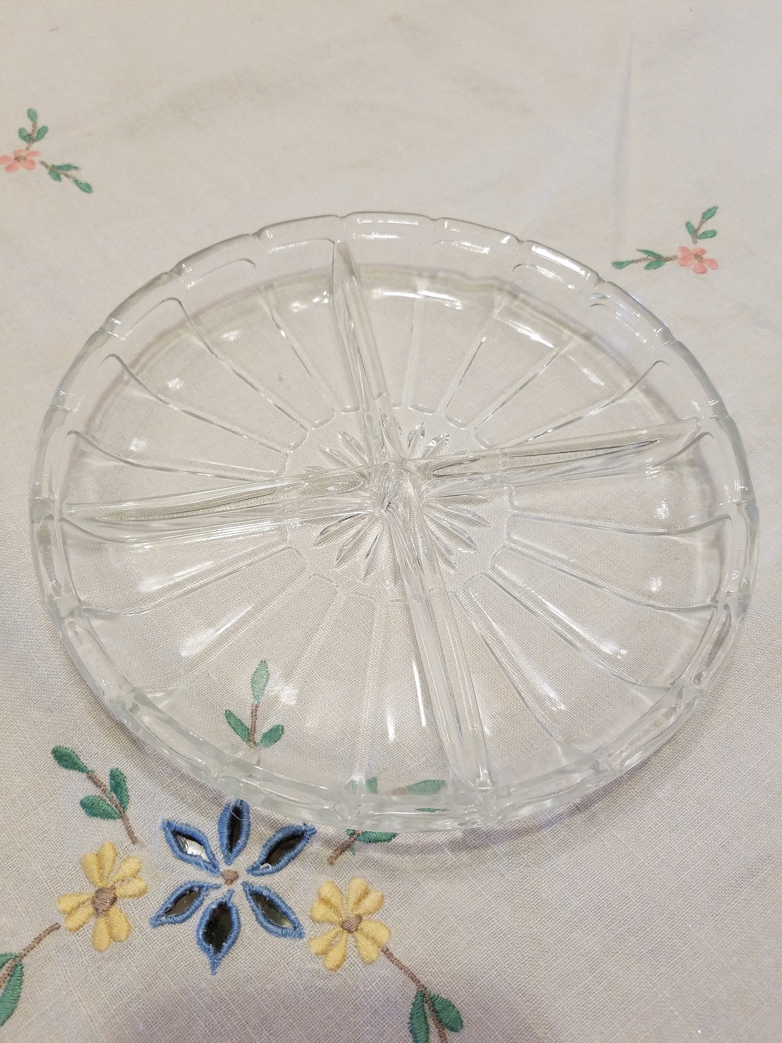 Clear Glass Relish Dish in the Round Divided Relish Tray - Etsy