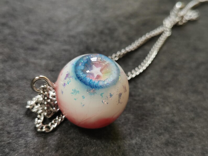 Handcrafted Resin Eyeball Jewelry, Star Eyeball Pendant, Chic Gifts for ...
