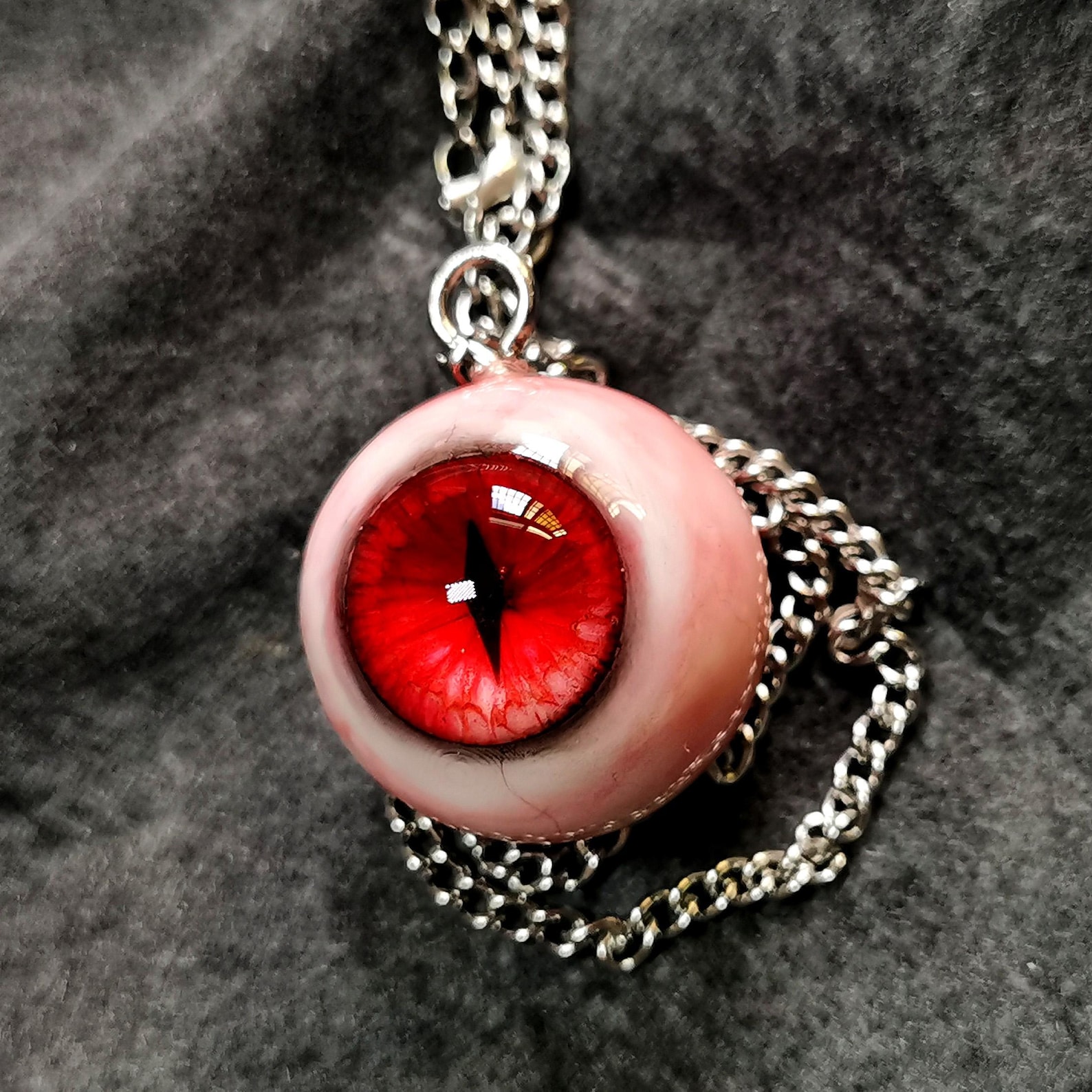 Handcrafted Resin Eyeball Jewelry,red Dragon Eyeball Necklace, Chic ...