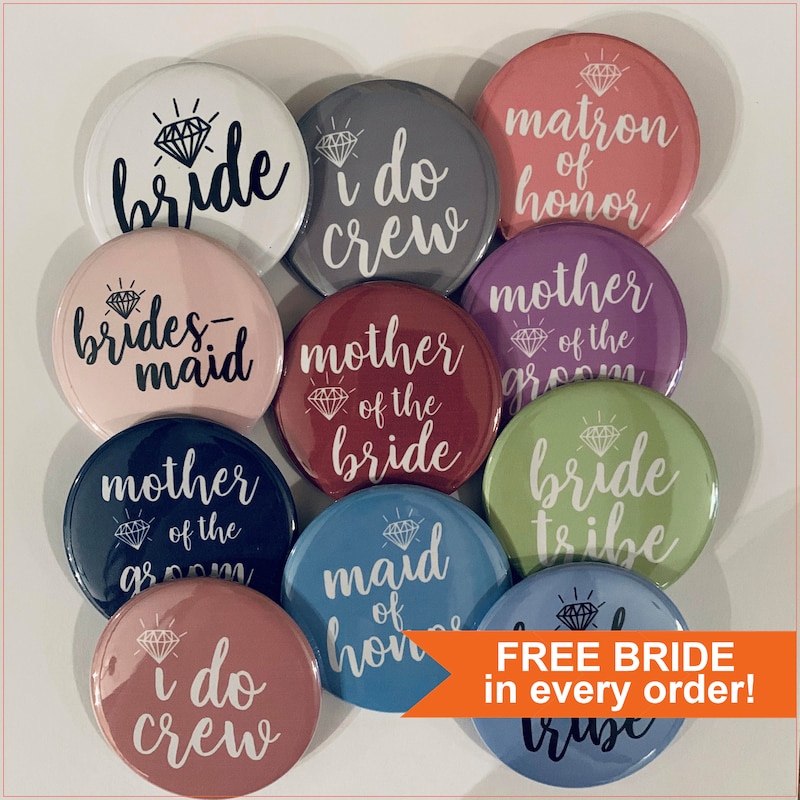 Bridal Party Buttons - Etsy