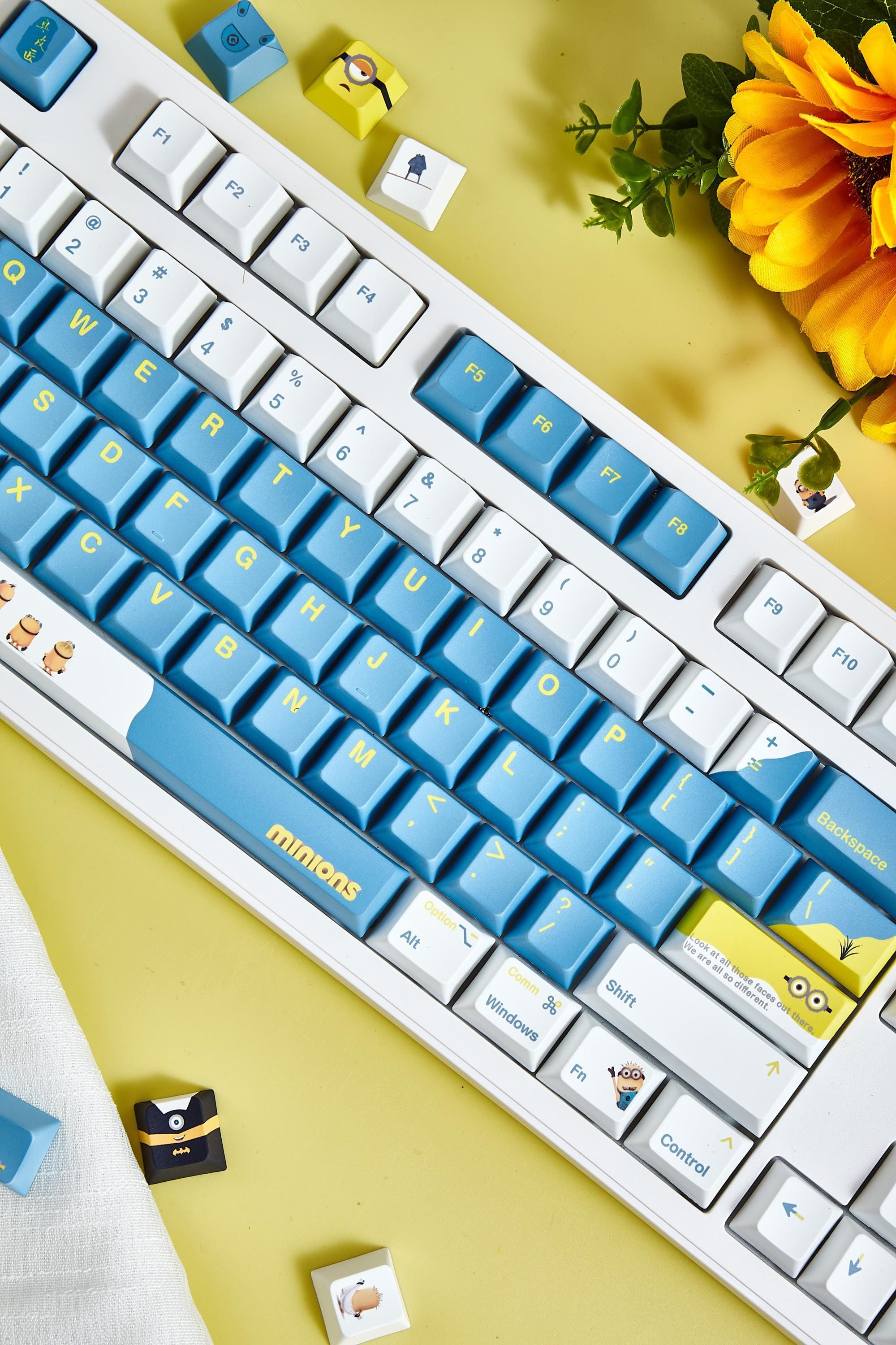 Cute Blue Minions Cartoon Keycap Set for Mechanical Keyboard, Kawaii ...