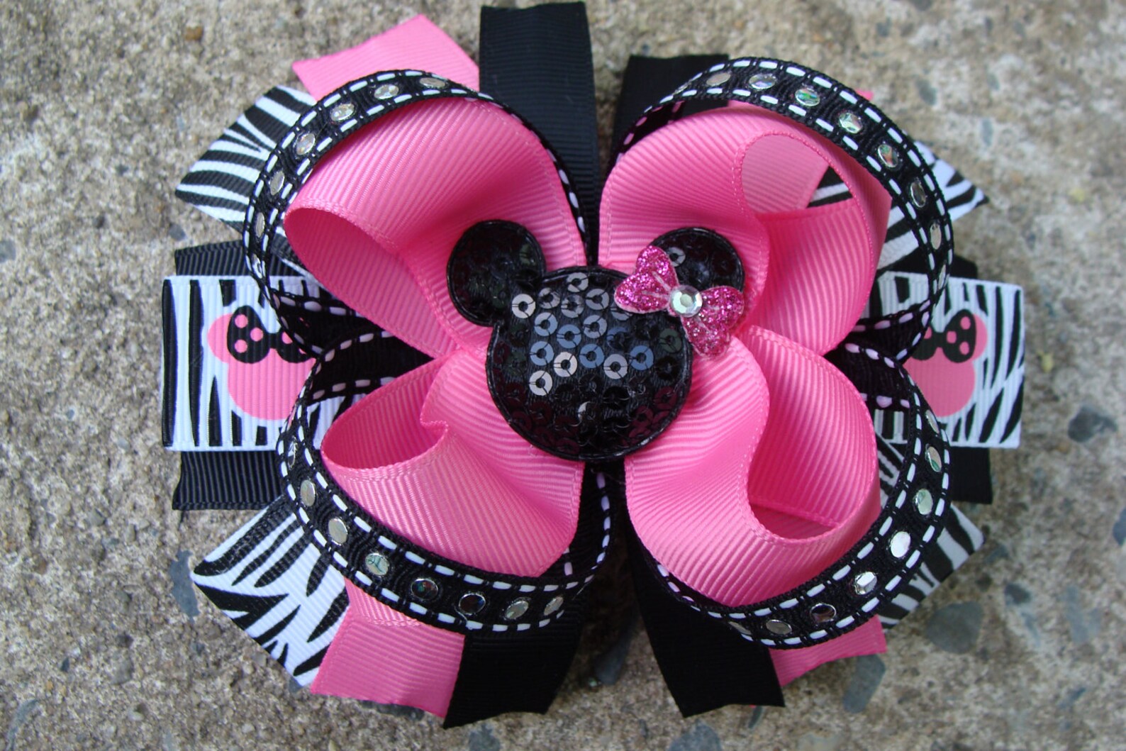 Large Minnie Mouse Hair Bow Boutique Hair Bow Disney Hair Bow - Etsy