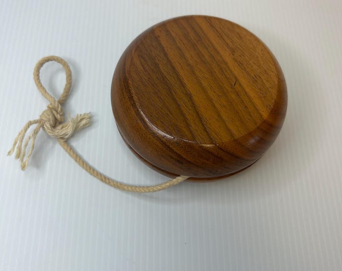 Vintage Large Wooden Yo-yo Kid's Toy 4” Diameter - Etsy