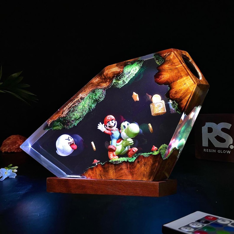 Mario Lamp - Etsy