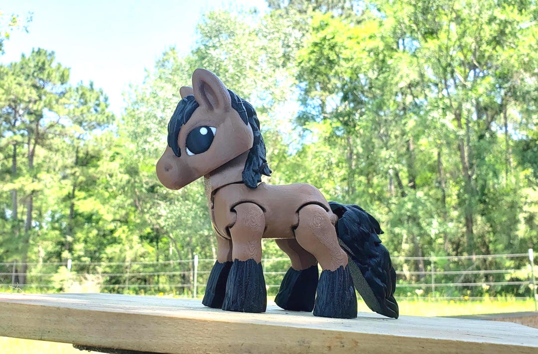 Clydesdale Horse Articulating Fidget Toy (pink, Blue, Green) 3d Printed ...