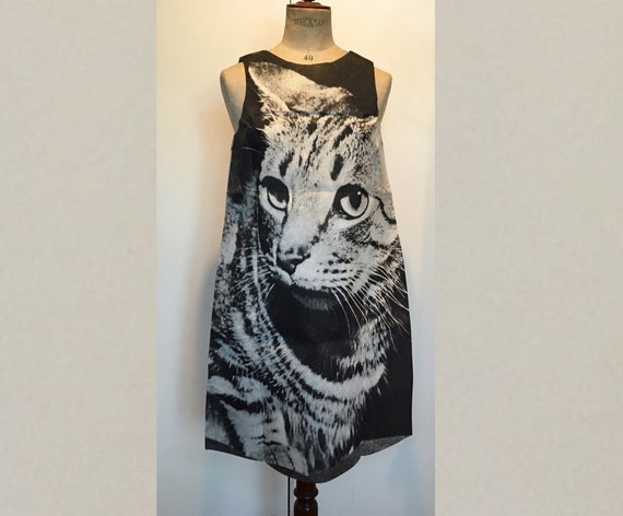 Iconic vintage "Cat" paper Poster Dress by Harry Gord… - Gem