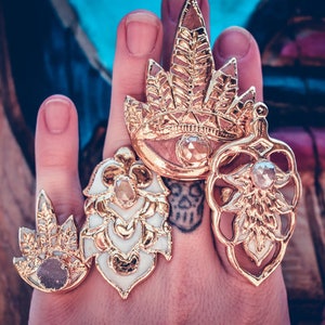 THE KNOX RING /// Gold Ring, Pink Silverite, Statement Ring, Festival ...