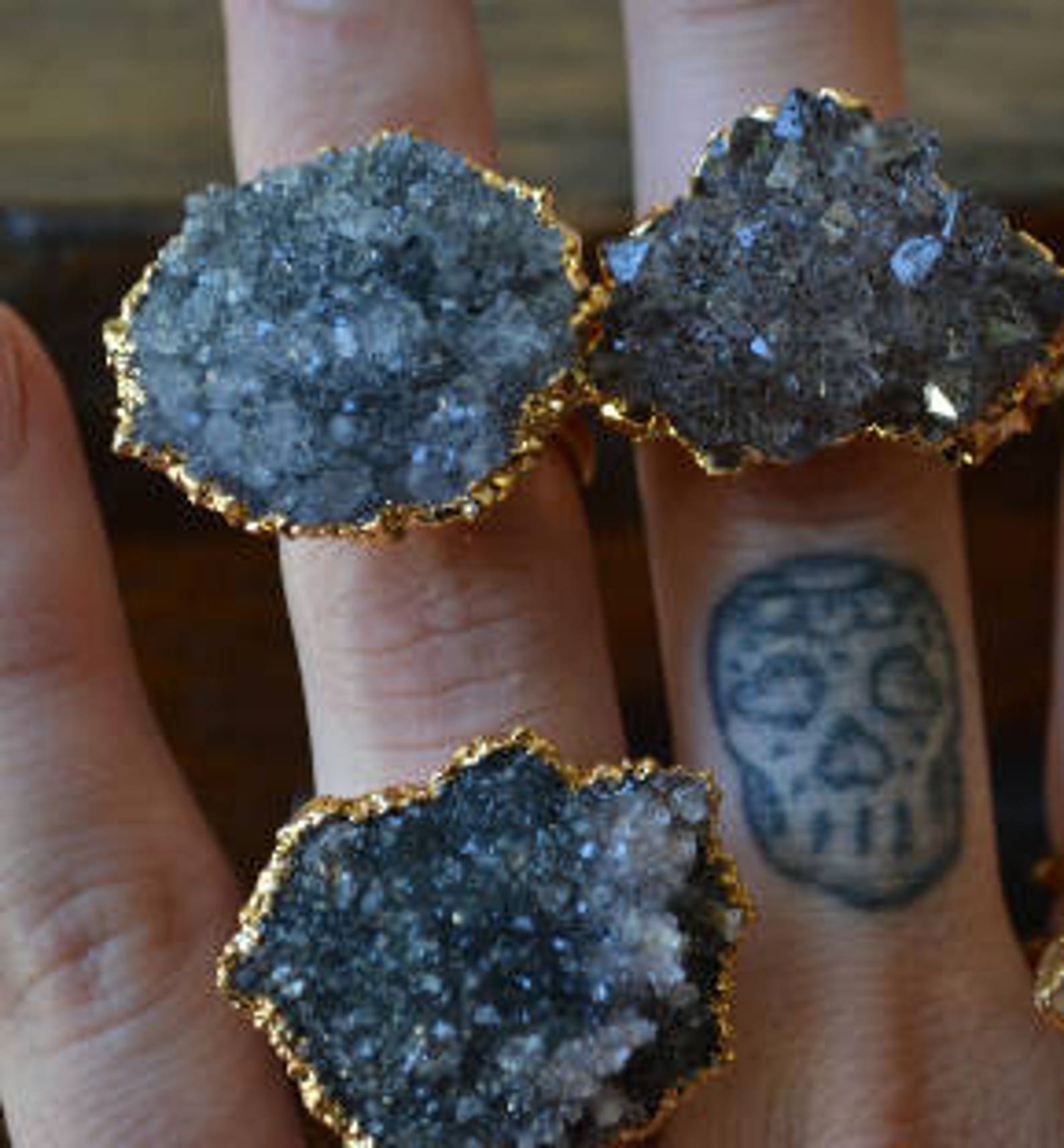 QUARTZ FLOWER GALAXY /// Gold Double Banded Ring - Etsy
