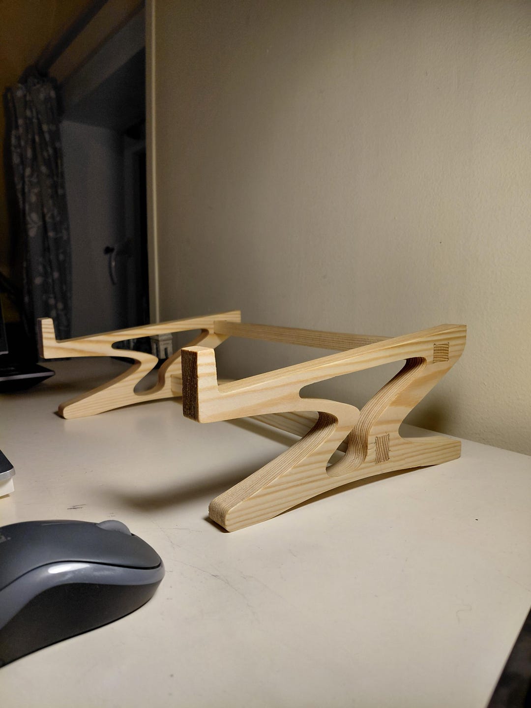 Cnc/laser CRV File Laptop Holder, Ventilated System, for Macbook, PC ...
