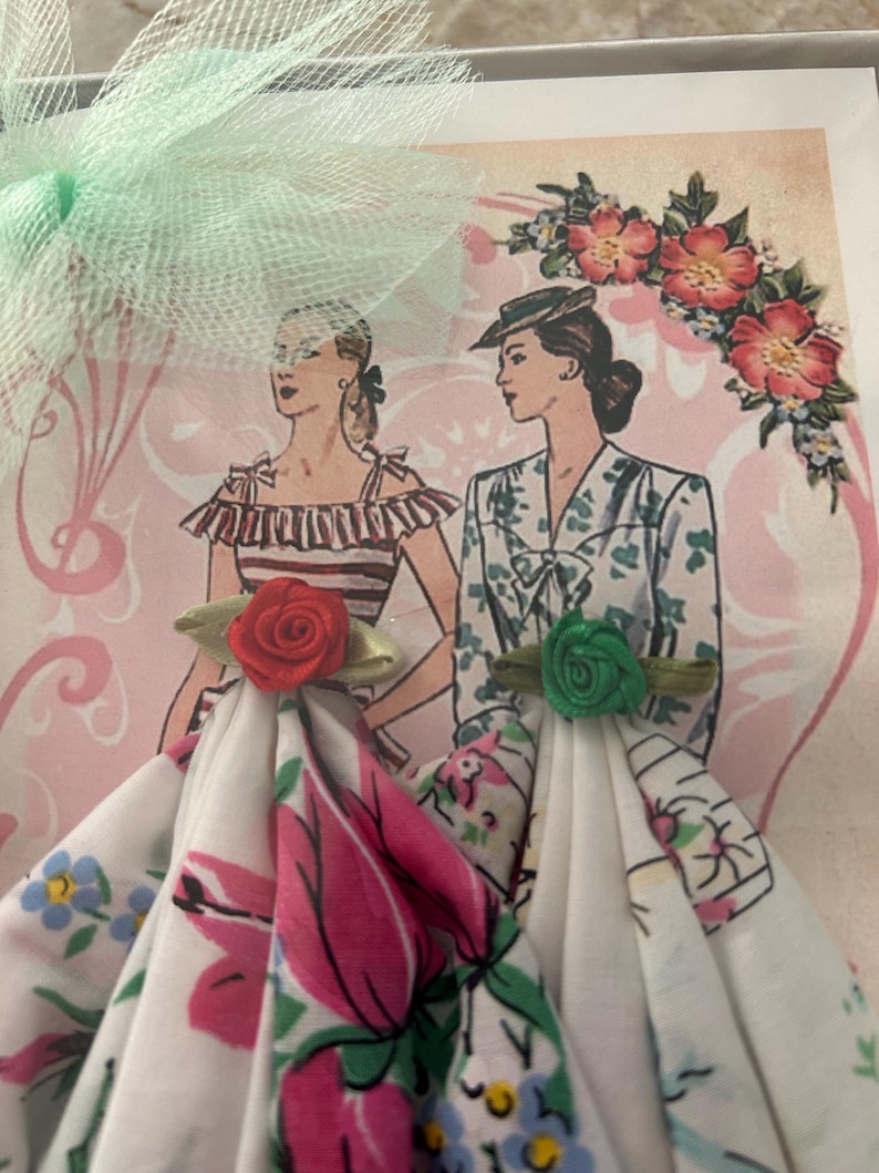 Vintage Hankercheifs in Gift Box - Etsy