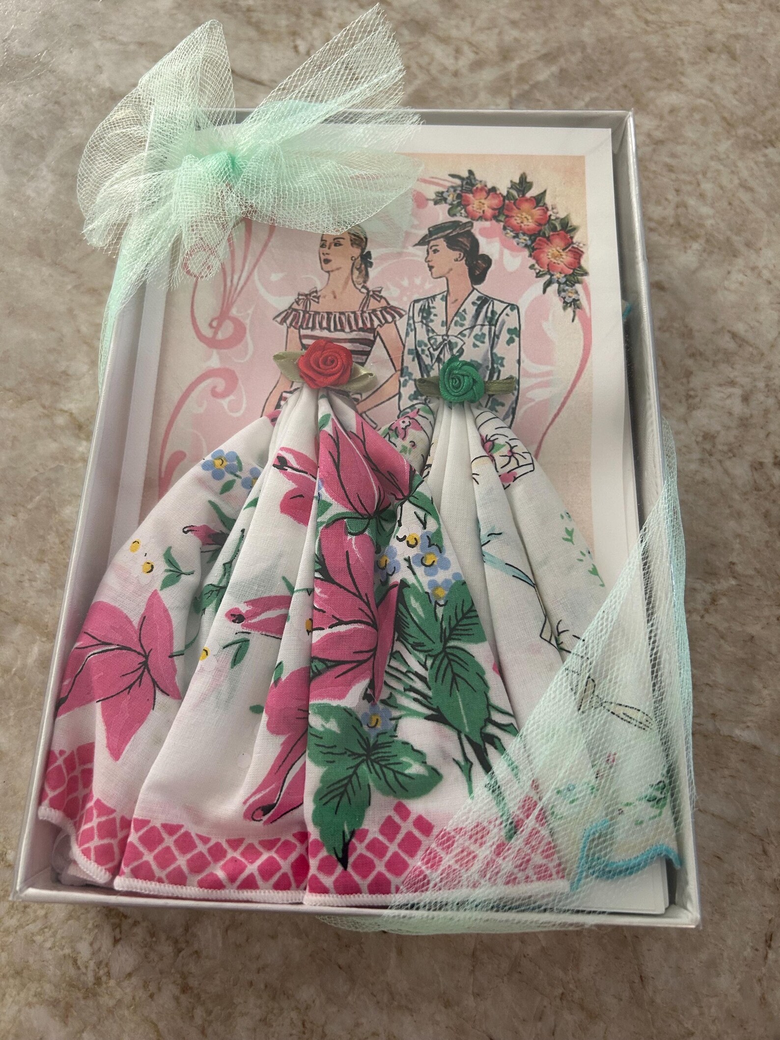 Vintage Hankercheifs in Gift Box - Etsy