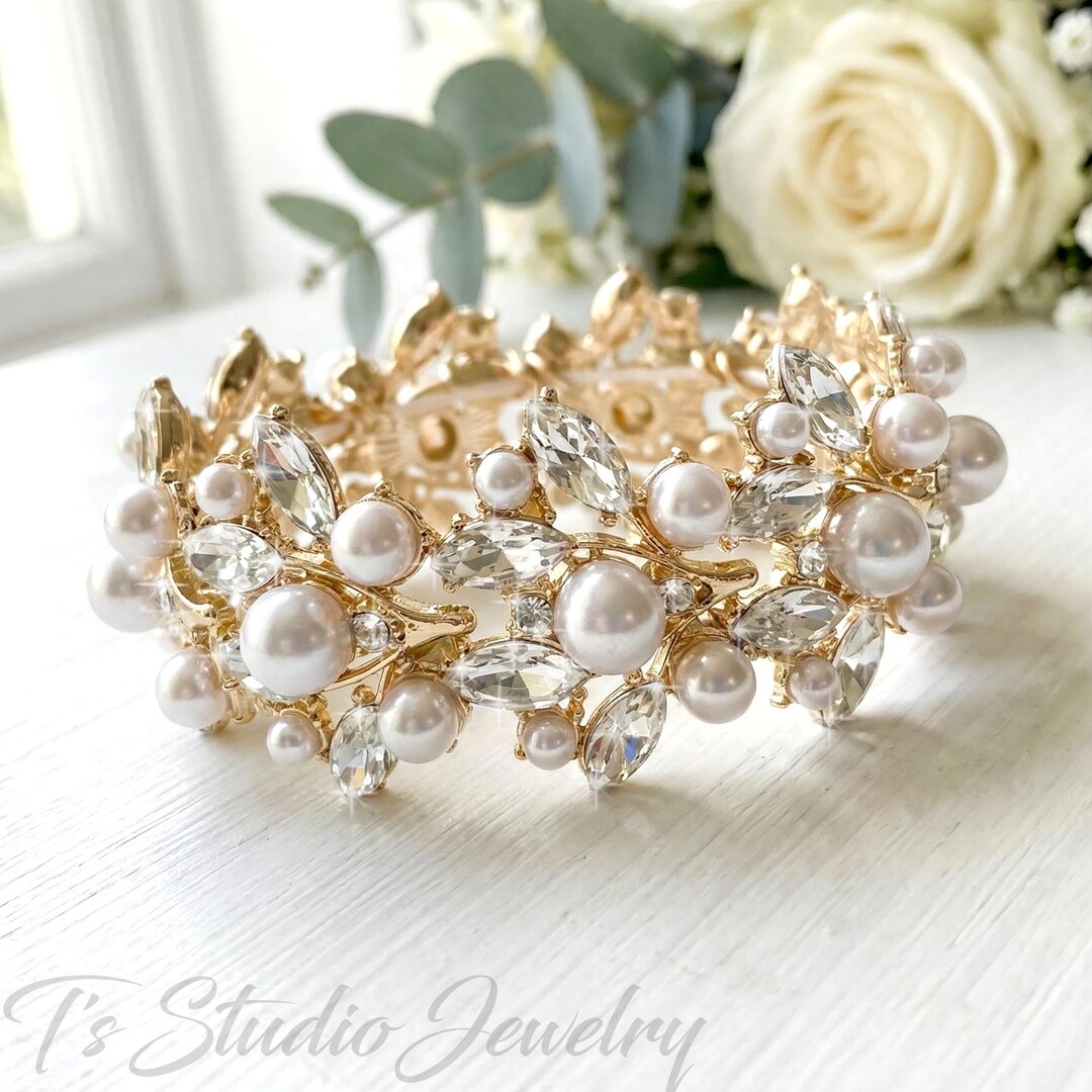 Gold and Pearl Bridal Bracelet With Crystals - Pearl Wedding Jewelry - Etsy