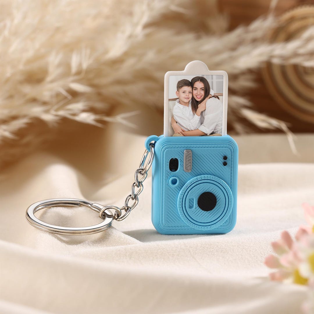 Personalized Mini Camera Keychain for Mom, Custom Photo Key Ring ...