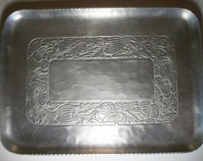 Hand Forged Everlast Metal Vintage Serving Tray Hammered Aluminum ...