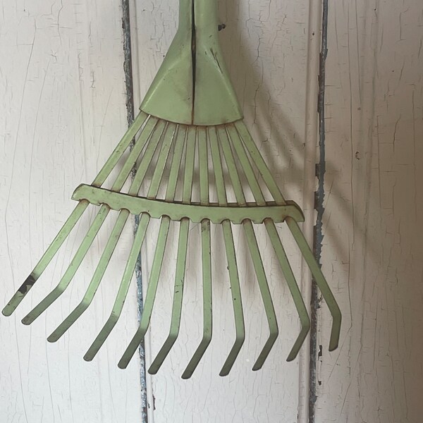Garden Rake - Etsy