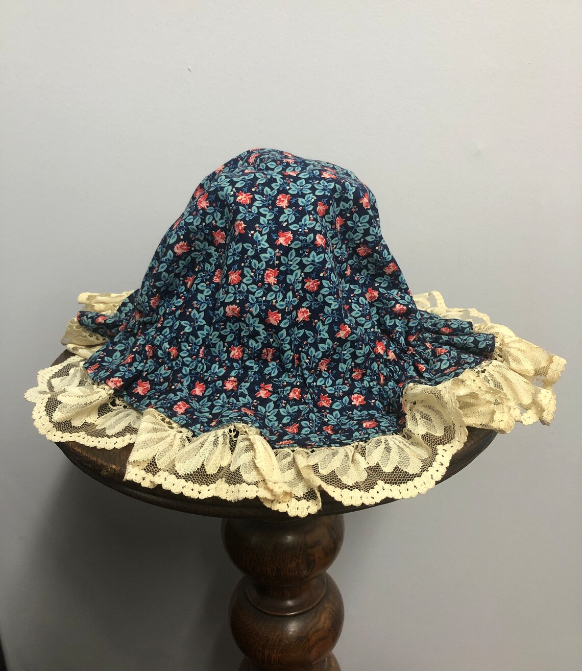 Antique Bonnet Blue Floral With Soft Beige Antique Lace Trim - Etsy