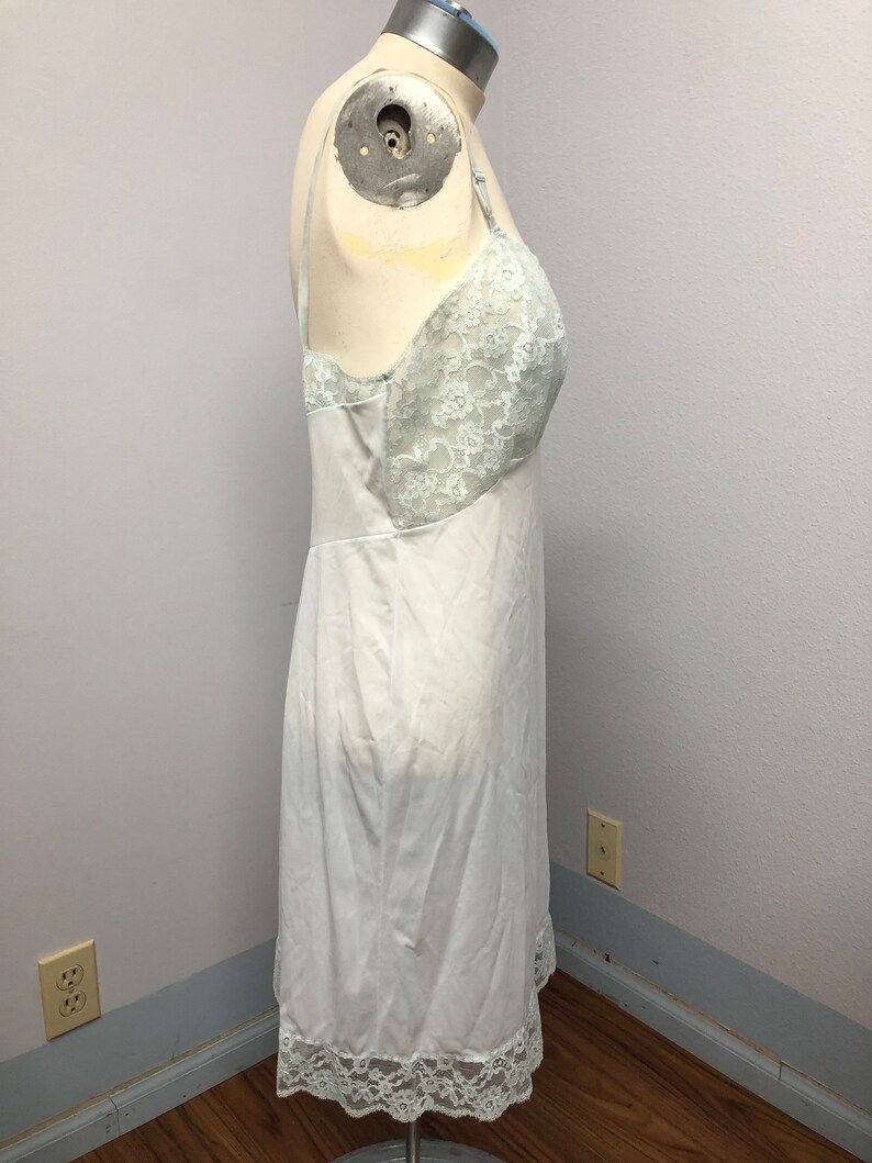 Vanity Fair Light Blue Somewhat Sheer Small Lingerie Slip With 36 Bust ...