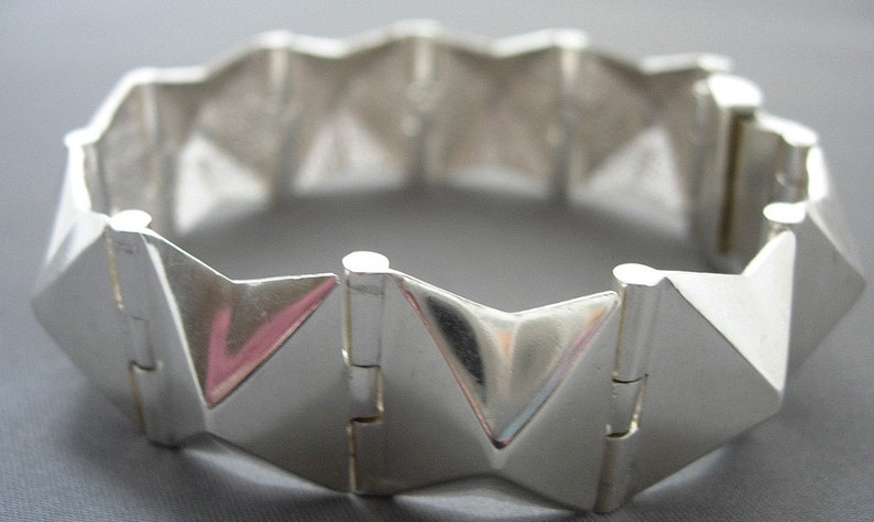 Silver Pyramid Bracelet - Etsy