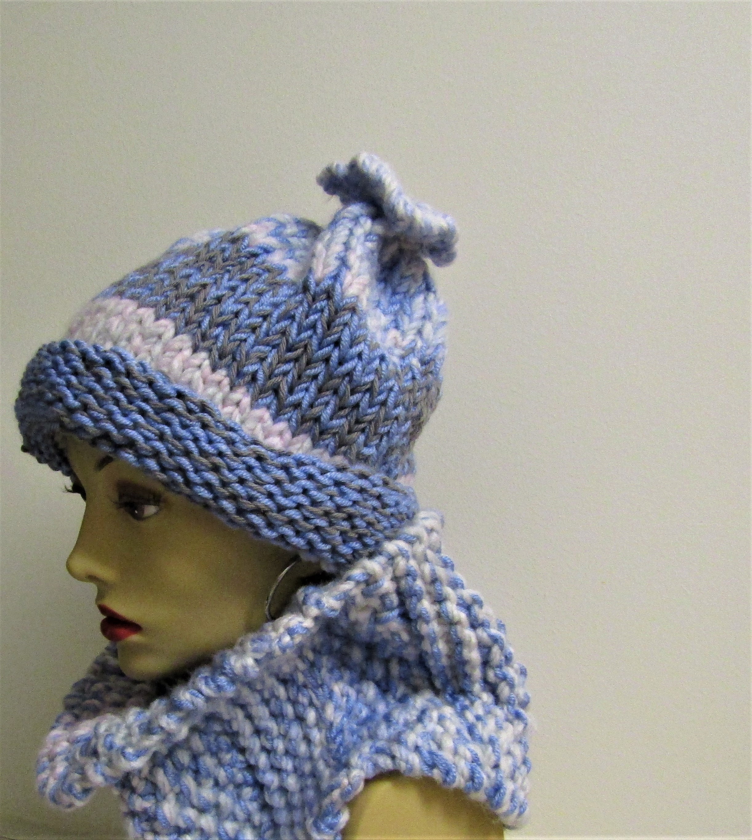 Soft Bagged Hat With Matching Pull Over Cowl - Etsy