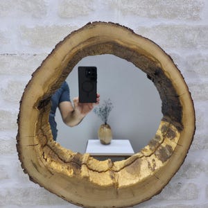Handmade Oak Log Slice Mirror: Rustic Live Edge Wall Decor - Etsy