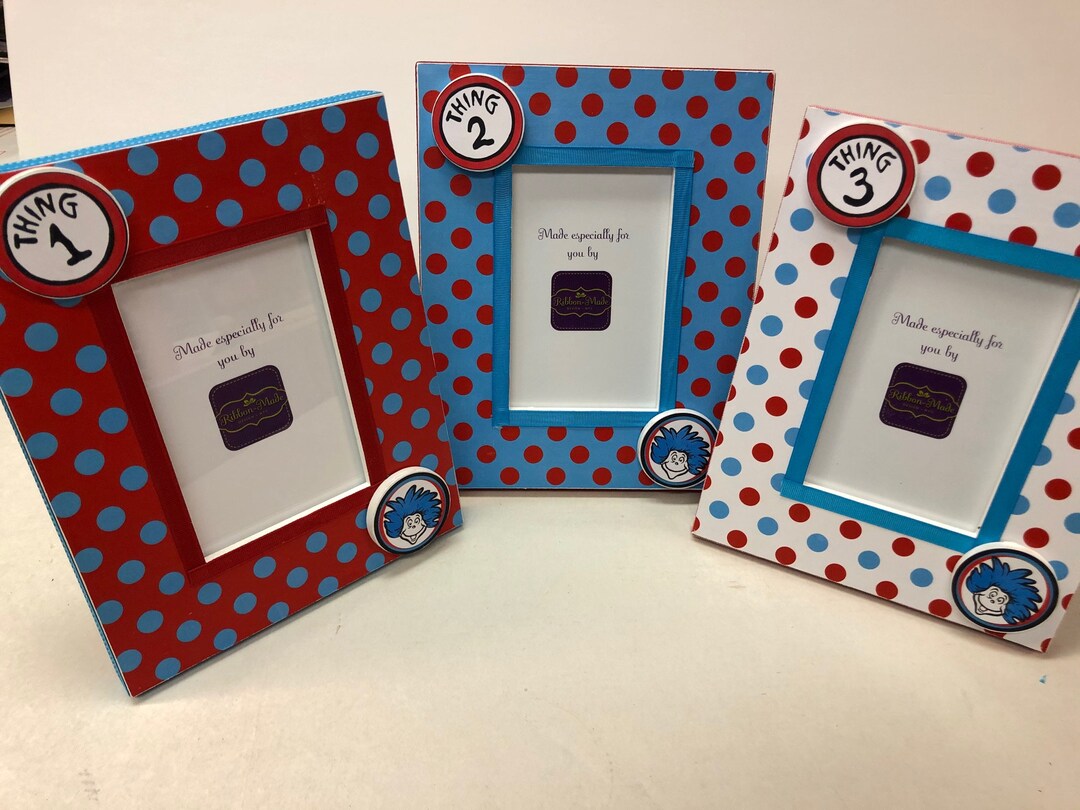 Triplets Thing 1,2,3 Vertical Standing Frame Set 4x6 Inserts With Names ...