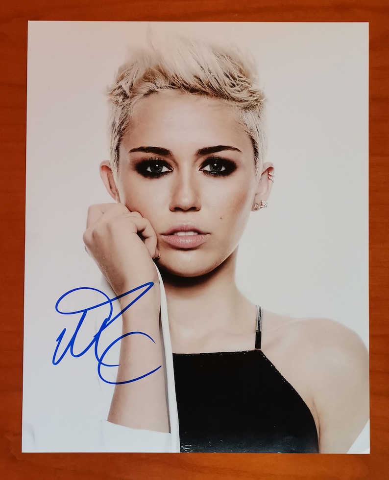 Miley Cyrus, Something Beautiful, Autograph Original Signed 10x8 Inch ...