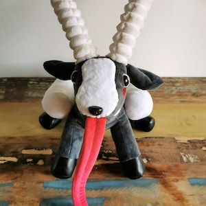 Zombie Goatz Plush From Goat Simulator, Custom Plush Glow in the Dark ...