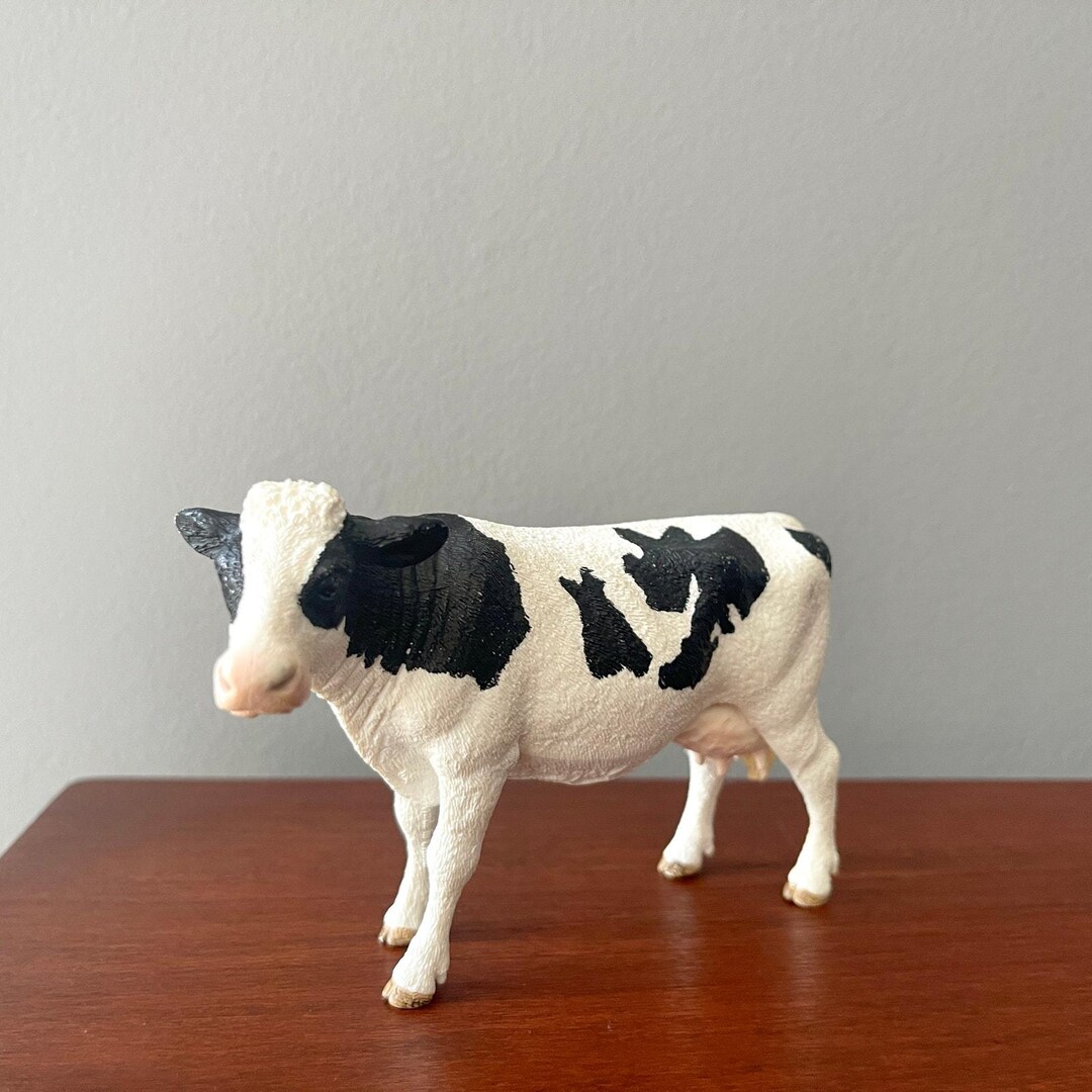 2015 Schleich Holstein Dairy Cow Toy Figurine Black and White D-73527 ...