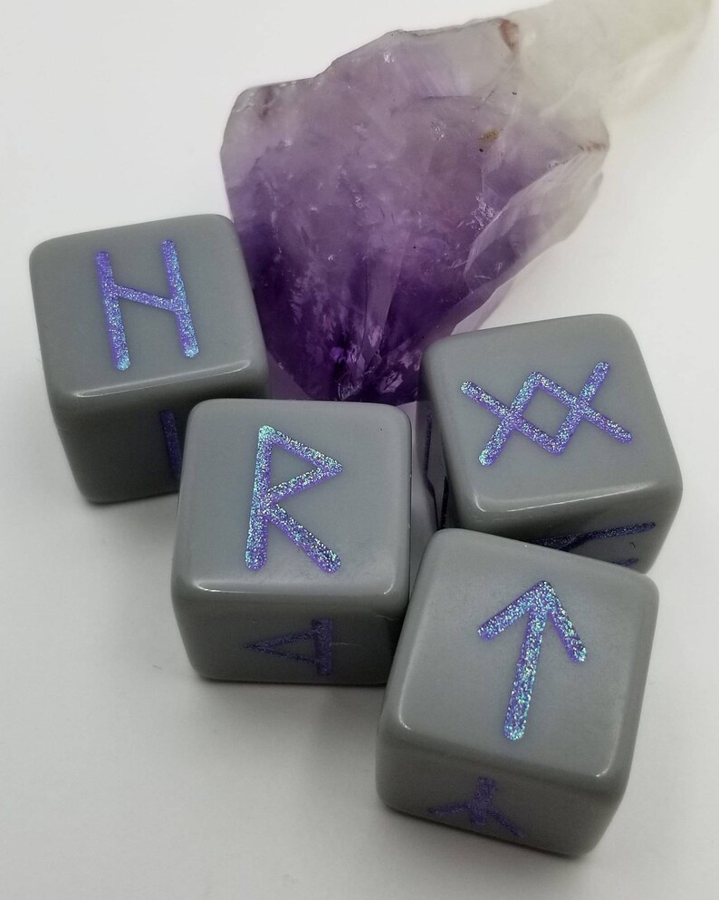 Custom Rune Set / Futhark Rune Dice / Divination - Etsy