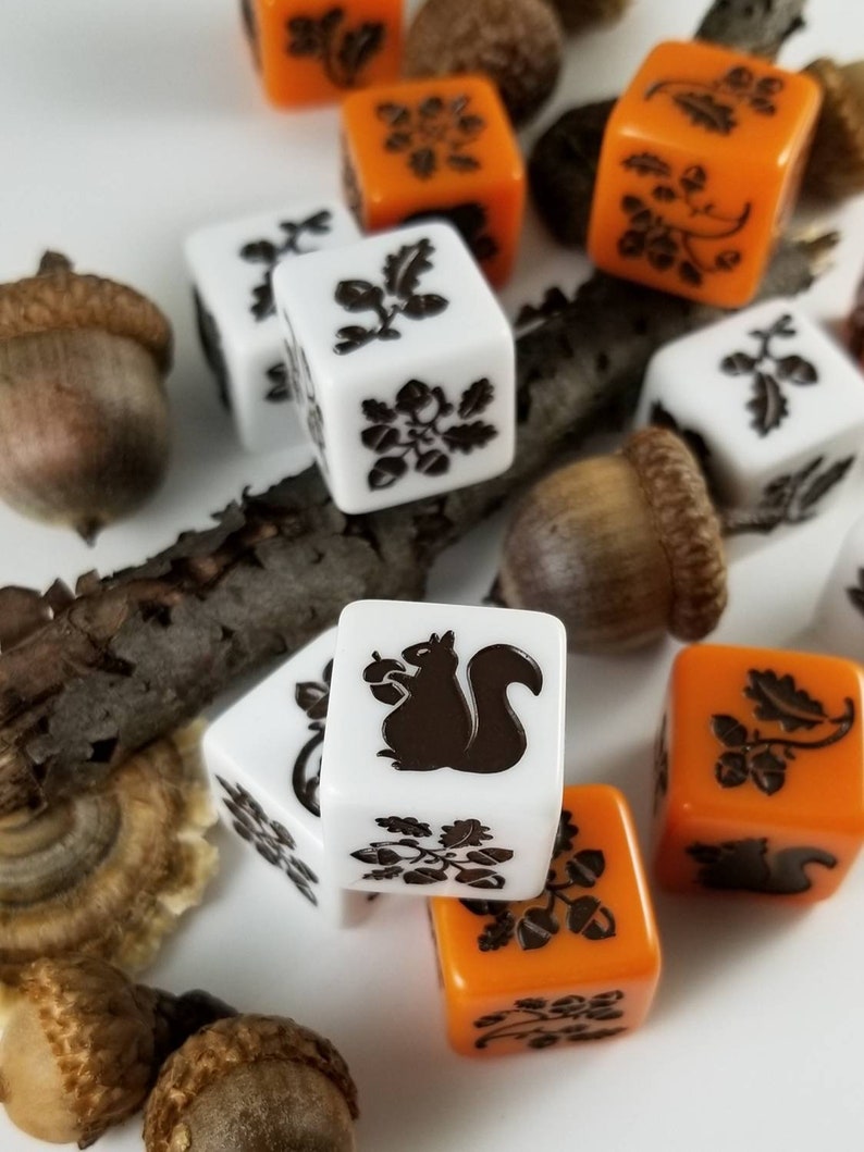 Acorn Dice / Set of 2 / D6 - Squirrel, Fall, Autumn - Etsy