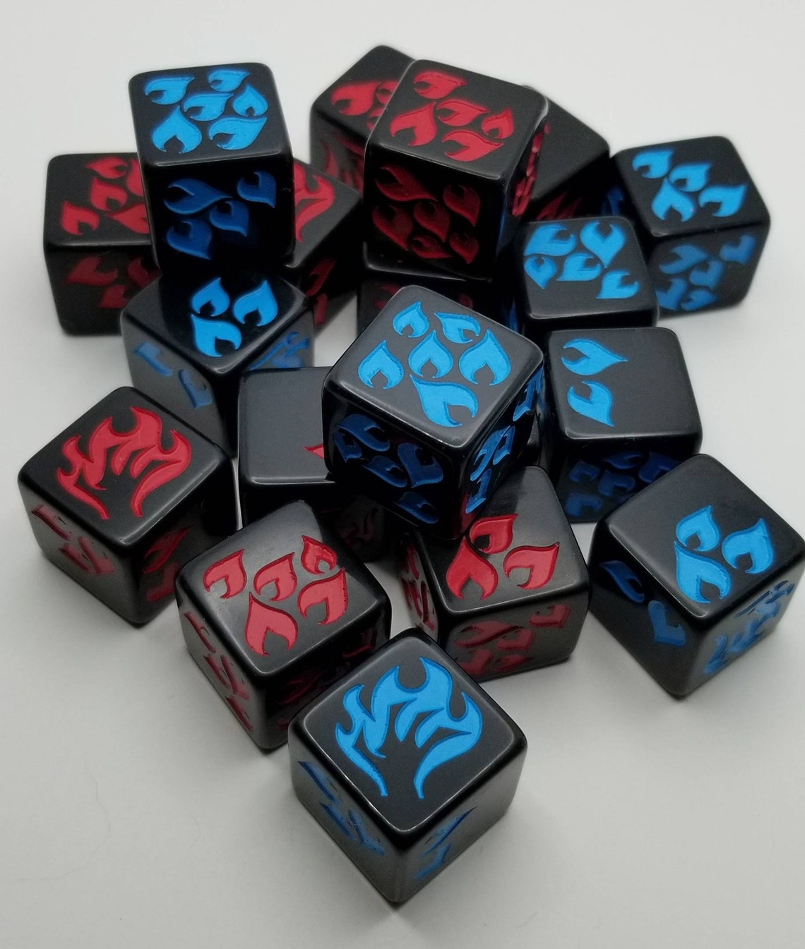 Flame Dice / Set of 2 / D6 RPG Sorcerer Class Magic - Etsy
