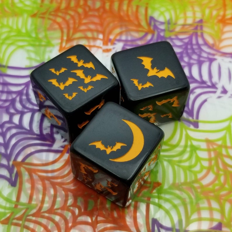 Bat Dice / Set of 2 / D6 Bats Halloween Spooky | Etsy