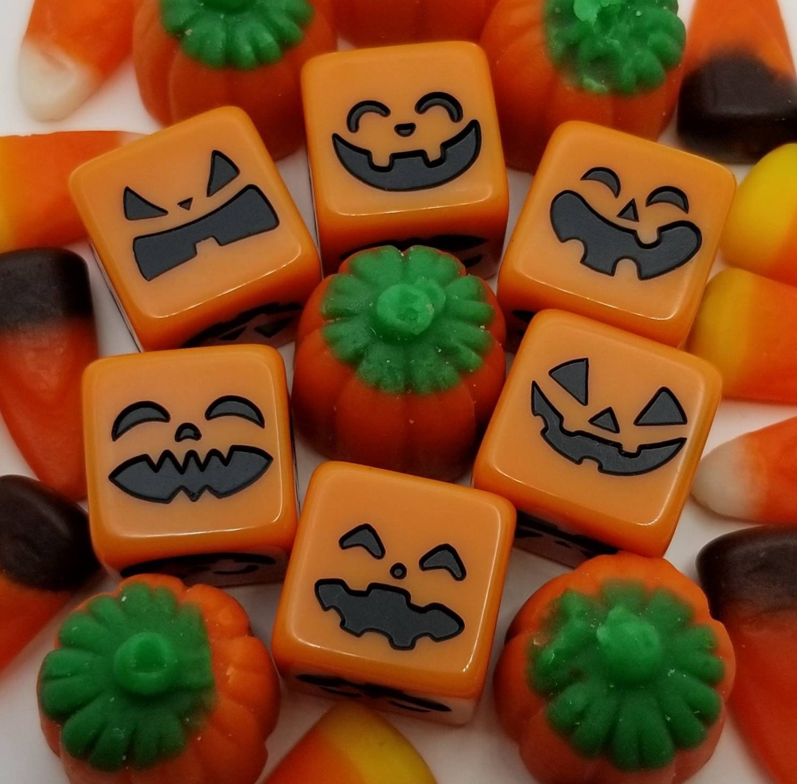 Pumpkin Dice / Set of 2 / D6 - Halloween Dice, Spooky, Fall, Jack-o ...
