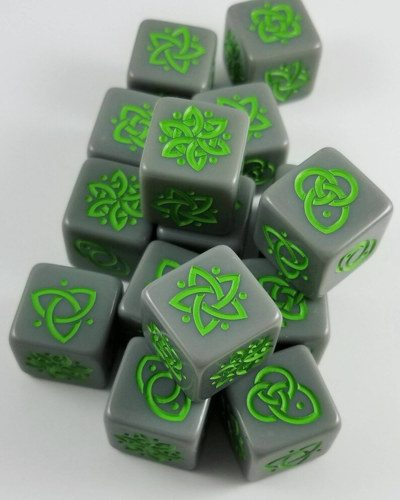 Celtic Dice / Set of 2 / D6 Irish Knot Gaelic - Etsy