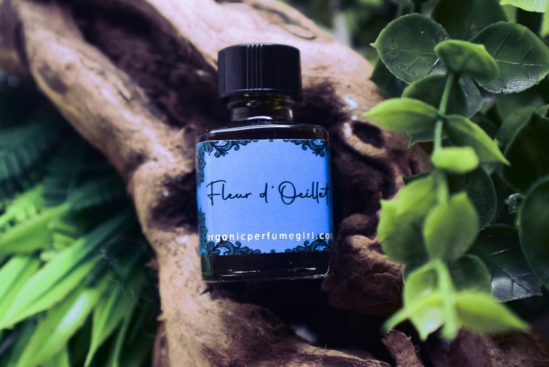 FLEUR D'oeillet Botanical Perfume Blue Carnation - Etsy