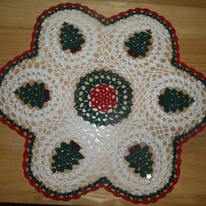 Holiday Doily - Etsy